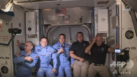 米飛行士2人、iss入り スペースxの宇宙船クルードラゴン 写真5枚 国際ニュース：afpbb News