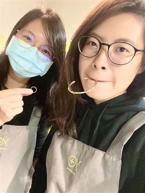Yoyohand 有情義的好朋友 可愛的聯絡人下午熊熊來訊 詢問體驗課名額 好消息 咱們還有位置！
