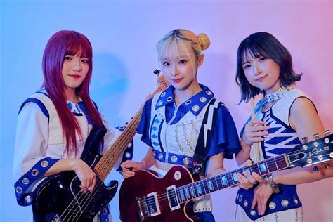 Trident「blue Dawn」｜マイファスnob提供曲でメジャーデビュー！新進気鋭のガールズバンドが鳴らす希望の音 2 2 音楽
