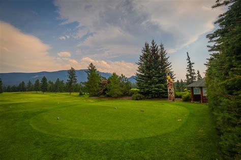 20 Best Alberta Golf Courses To Tee Off At 2024