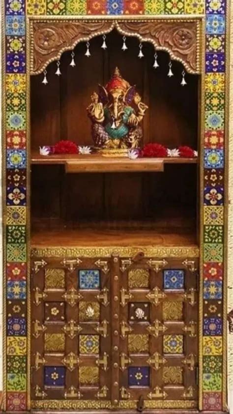 घर के मंदिर में कभी न रखें ये 5 चीजें पूजा का नहीं मिलेगा शुभ फल