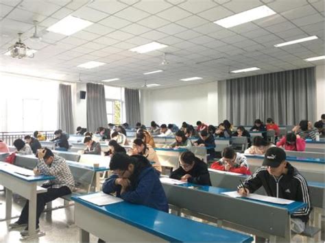 第五届“科技英语翻译技能竞赛”圆满落幕 成都工业学院外语与国际教育学院网站