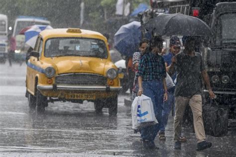 Heavy Rainfall Heavy Rainfall Likely Across West Bengal From June Met Department