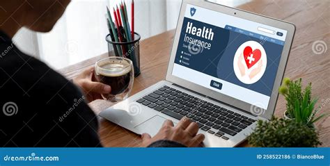 Sistema De Registro De Modish En El Sitio Web Del Seguro De Salud Foto