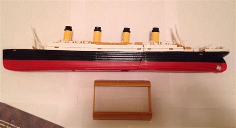 Titanic Break Away Toy Boat Submersible Model Ship No 60 Off