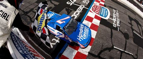 Kyle Larson Ganó Tyson 250 Truck Series En North Wilkesboro