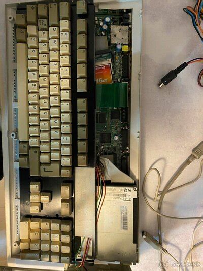 Closed Amiga 1200 Escom 2b Tf1260 060 Rev6 128mb Cfide Card 16gb