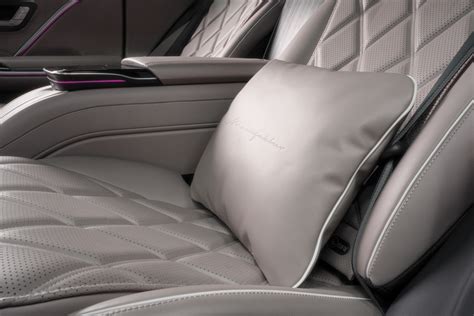 Bekijk Het Noorderlicht Op De Mercedes Maybach Nordic Glow Autoblognl