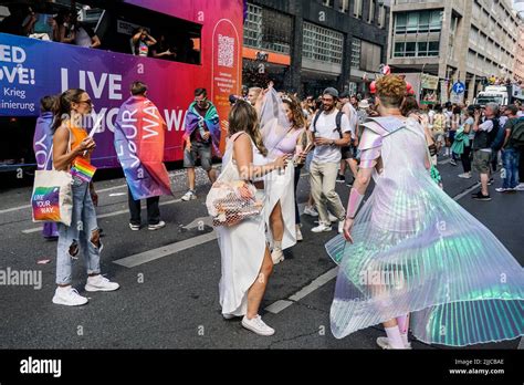 CSD Berlin 2022 Christopher Street Day Demonstration Unter Dem Motto