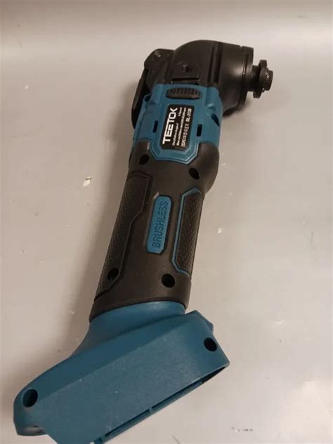 Lot 4536 Teetok 6 Speed Oscillating Tool 4701471 Simon Charles Auctioneers