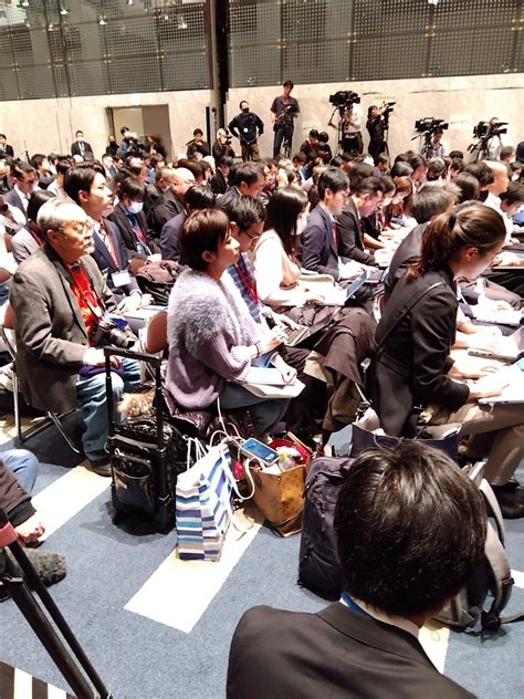 【望月衣塑子は 】望月衣塑子は記者の名に値しないと批判的 トレンドサラダ