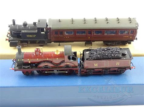 Lot 315 A Pair Of Oo Gauge Kitbuilt Brasswhitemetal