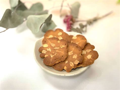 株式会社日の丸製菓 工場前店「やおつのおやつ屋」 やっとるよ岐阜