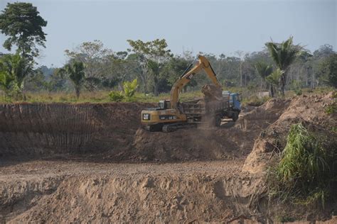 Com Obras Em Andamento Fundações E Pilares Da Ponte Do Anel Viário De