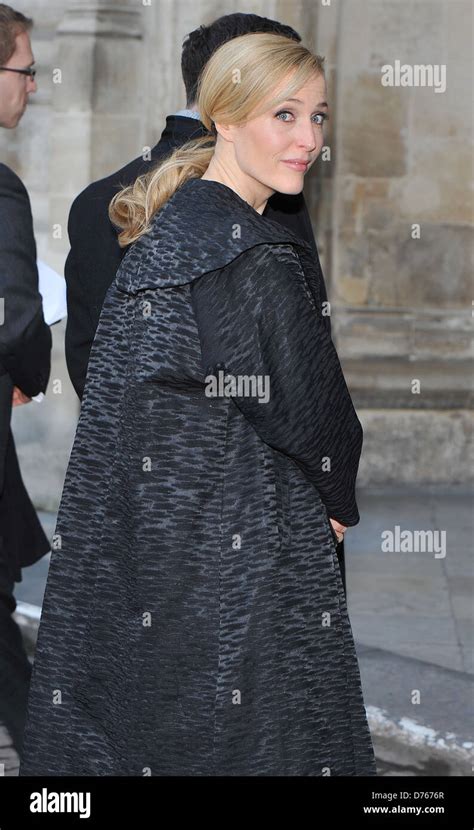 Gillian Anderson Charles Dickens Hi Res Stock Photography And Images