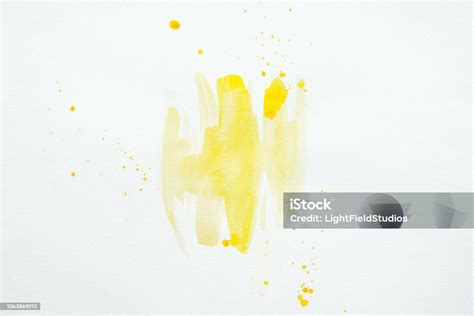 추상 노란색 수채화 백서 배경에 뿌려 놓은 것 요 0명에 대한 스톡 사진 및 기타 이미지 0명 그림 그리기 밝은 빛