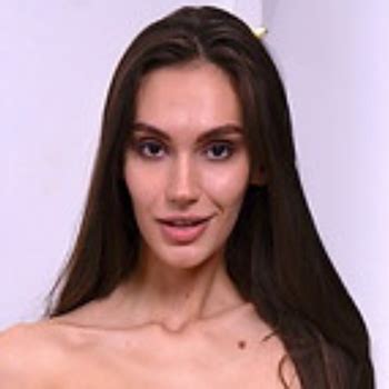 Amy Karamel Babe Page Watch This Adult Model On FreeOnes