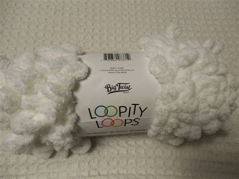 Big Twist Loopity Loops Finger Knit Loop Yarn New Skein Seafoam Craft