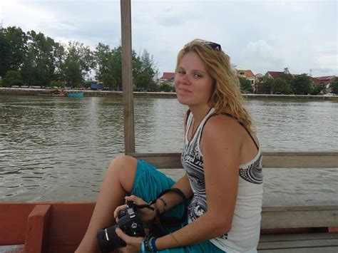 Featured Travel Blogger Barefoot Beach Blonde Roo Around The World