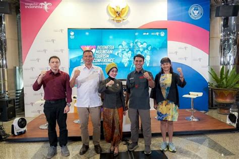 Promosikan Wisata Pegunungan Kemenparekraf Dukung Indonesia Mountain