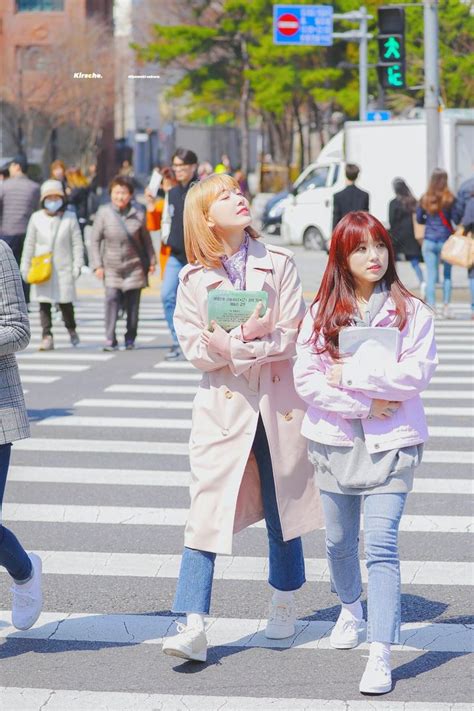 Izone Pics On Twitter ♔ 190402 Sakura ♔ © Kirsche 미야와키사쿠라 사쿠라 아이즈원