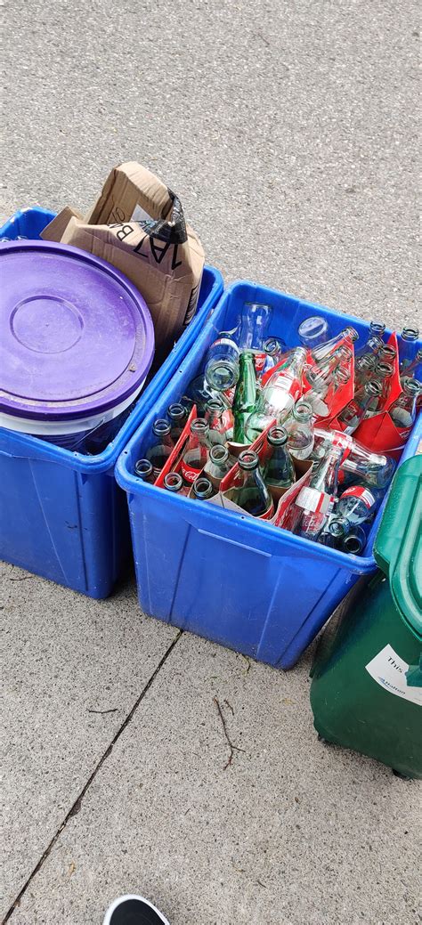 Glass Bottled Coke Canned Coke Plastic Coke This Guy Knows R Xqcow