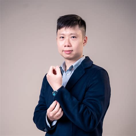 ts trần nguyễn hoàng quân