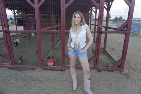 Polina Malinovskaya Polinamalinovskaya Nude Onlyfans Photo Nudostar Tv