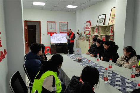 青岛胶州中云街道开展“学习道德模范 传承榜样力量”主题宣讲活动居民