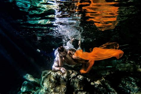 Newlyweds Underwater Eliza And Damian