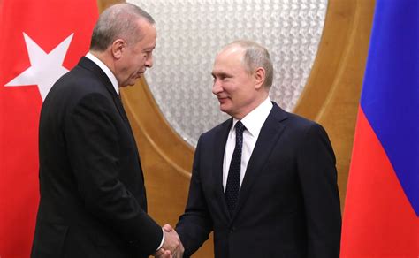 Путин и Эрдоган переговорили на ногах перед саммитом в Душанбе