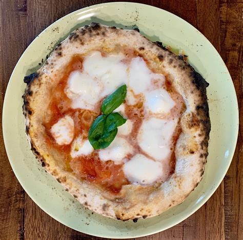 Sourdough Margherita Rpizza