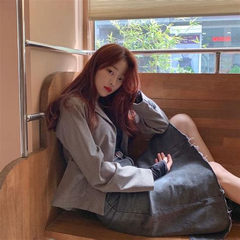ถูกใจ 1750 คน ความคิดเห็น 12 รายการ 🇰🇷민예진 아워유니폼 Fallininm บน
