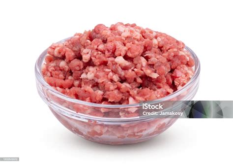 흰 배경에 고립 된 원시 다진 고기 쇠고기 클로즈업 돼지 다짐육에 대한 스톡 사진 및 기타 이미지 돼지 다짐육 다진 소고기