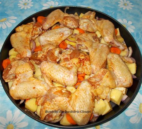 Aripioare de pui cu cartofi si morcovi la cuptor Bucătăria Gicuței