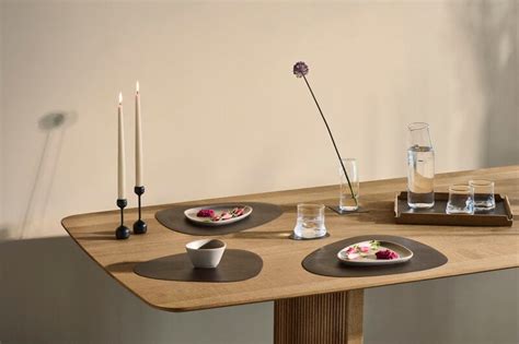 Lind Dna Curve Glass Mat Caviar Nupo Leather Finnish Design Shop