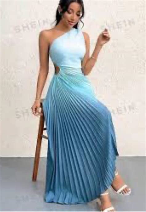 Плаття Shein — ціна 325 грн у каталозі Довгі сукні Купити жіночі речі за доступною ціною на Шафі