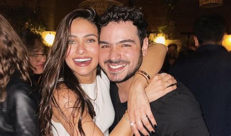 Conoce A Hector Notni El Hermano De Renata Notni Y Cuñado Oficial De