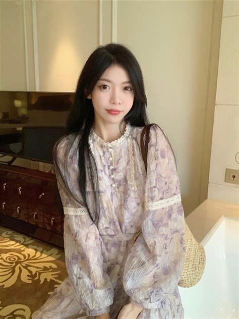 [레이스 스티치 프렌치 원피스] 라운드 넥 레트로 빈티지 복고 풍 쉬폰 나염 플라워 패턴 페미닌 포인트 단추 A 라인 미니 미디