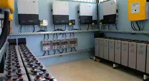 9 Pertimbangan Ketika Memasang Baterai PLTS Didalam Ruangan