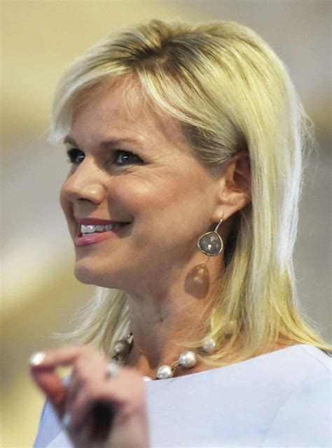 In Greenwich Gretchen Carlson Urges Women To Stand And Fight