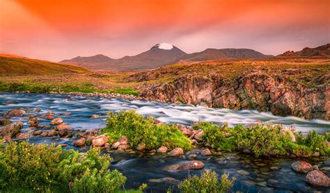 СУРАГЧ БОЛНО ШҮЛЭГ Удахгүй би сурагч болно доо Урт оосортой Цүнхээ зүүнэ дээ Удахгүй би сурагч