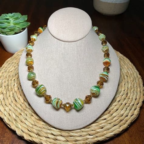 Beautiful Swirled Glass Beaded 22” Necklace Vintage Gem