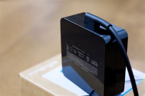 開箱 Innergie C10 Lite USB Type C PD 100W充電器 MikaBook