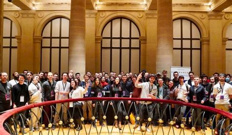 Victoire Au Hackathon Paris Blockchain Week Summit Emlv École De