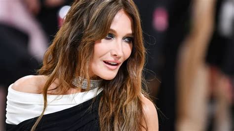 Carla Bruni fait une mise en garde à Nicolas Sarkozy Reste calme