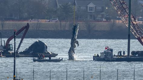 A Timeline Of Last Weeks Air Disaster In Washington The Deadliest In