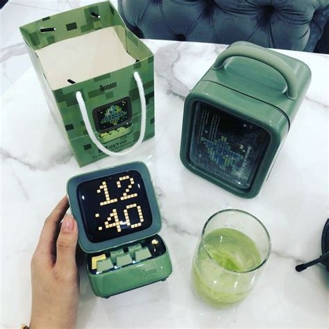 Divoom Ditoo Programmable Pixel Art Led Bluetooth Speaker Showing Clock Emoji Diy Design For