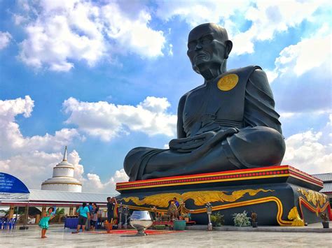 หลวงปู่ทวด วัดพระยาสุเรนทร์ Unseen Tour Thailand