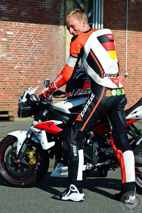 Pin By Michael Paul On Bikes And Leather Motorcycle Suits Men